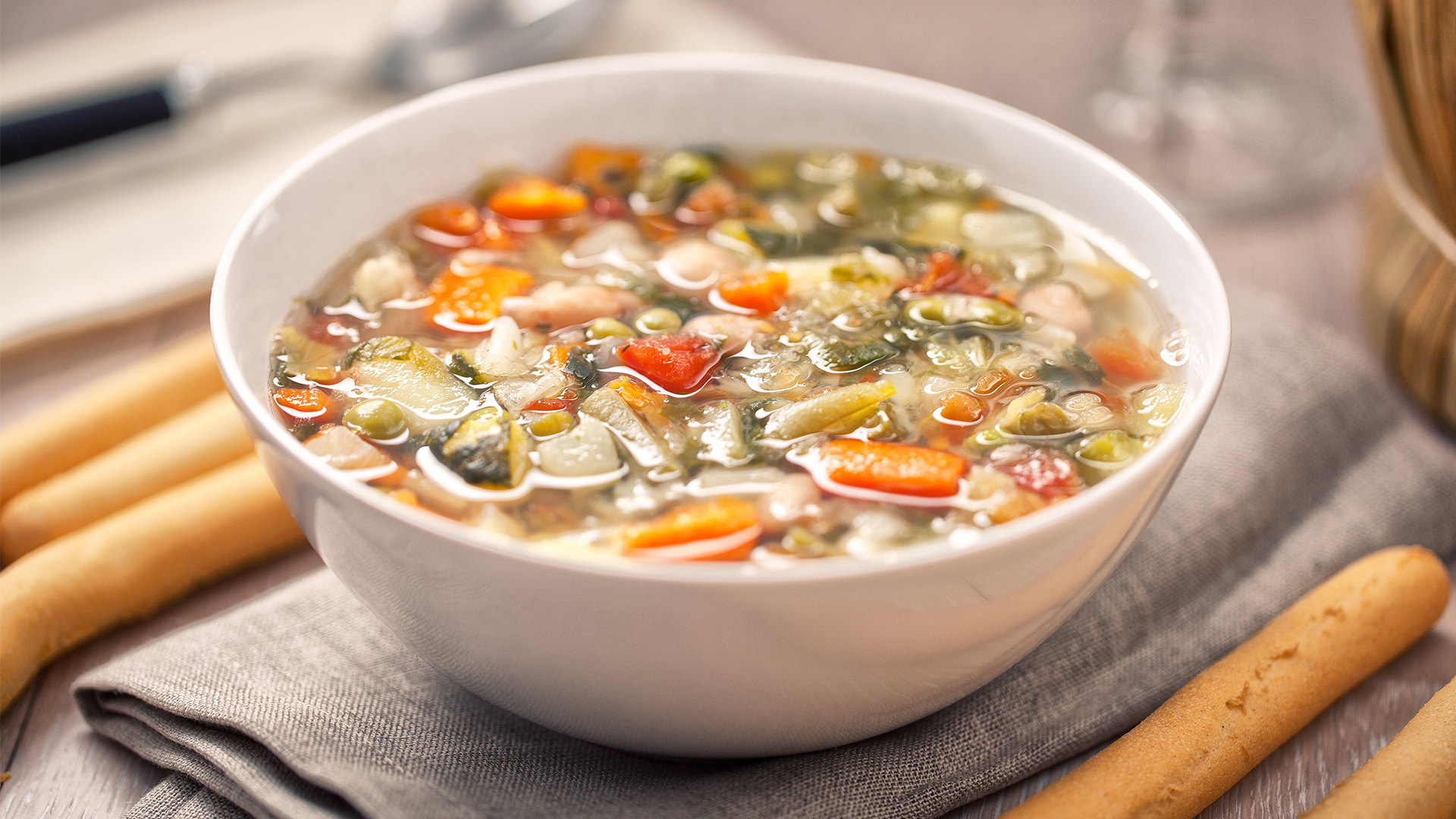 Sopa minestrone: los secretos de este clásico - Helios